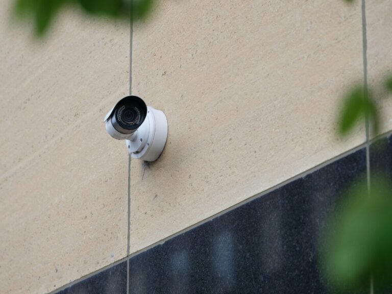 UK Domestic CCTV Regulations: The Installer’s Guide to Compliance - ISET UK